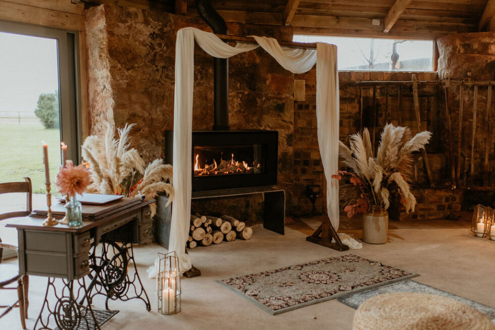 BECKY + ROWLEY, AN INTIMATE BARN WEDDING | Gloam | Events, Design and ...