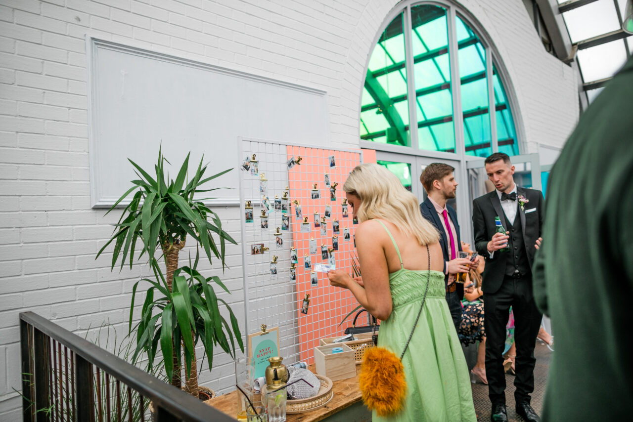 How to add colour into your wedding: 5 tips for contemporary, colourful ...