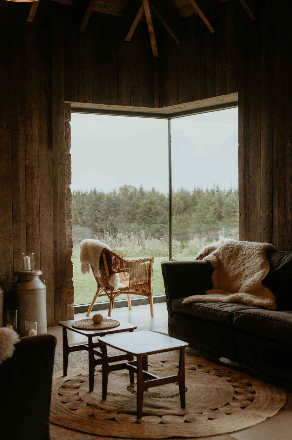 How to include black within your colour palette for a modern and ...