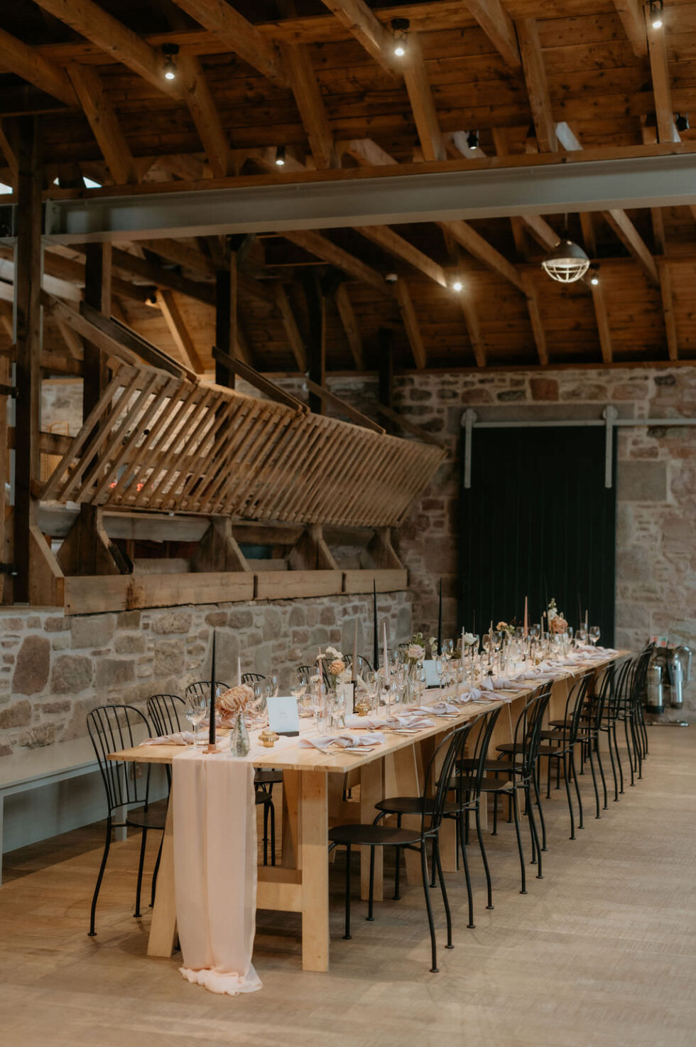 How to include black within your colour palette for a modern and ...