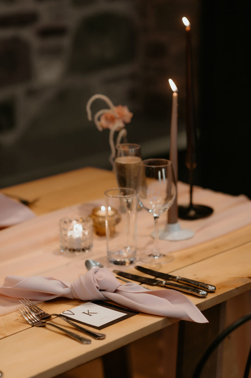 How to include black within your colour palette for a modern and ...