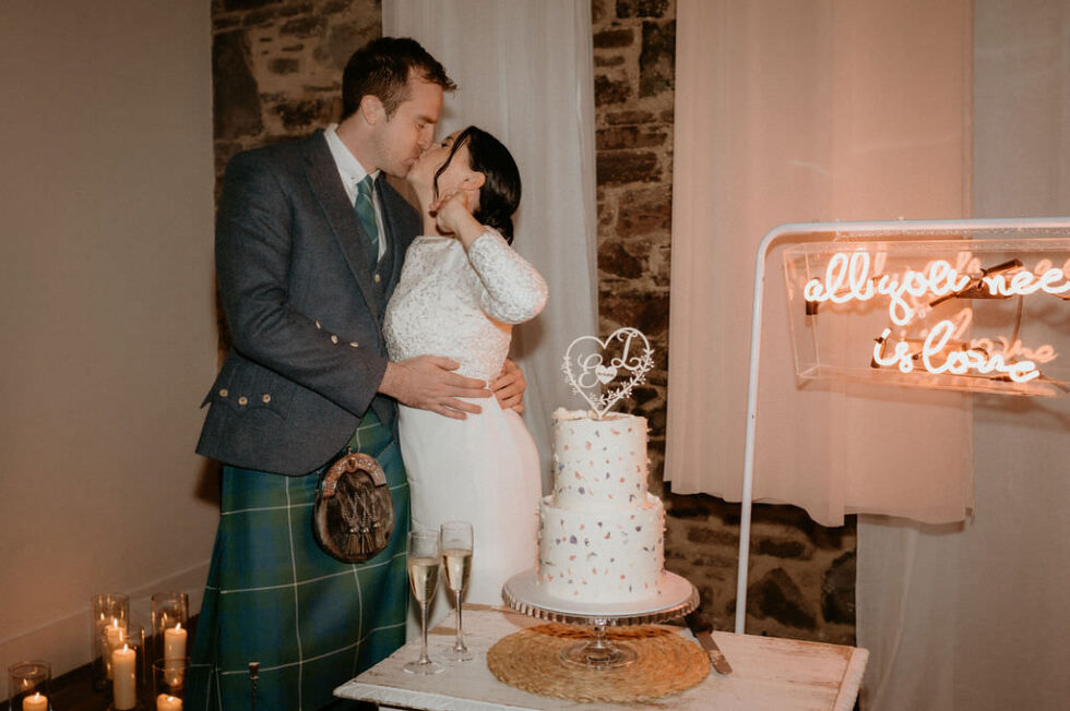 How to include black within your colour palette for a modern and ...